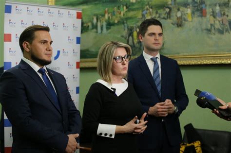 Jasna Vojnić Izabrana Za Predsjednicu V Saziva Hnv A Hrvatsko Nacionalno Vijeće U Republici