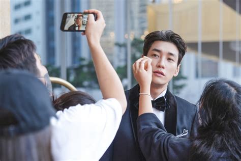 [biff] 정지우 감독 넷플릭스 썸바디 부산영화제에서 커넥팅 스타연예 Kbs연예