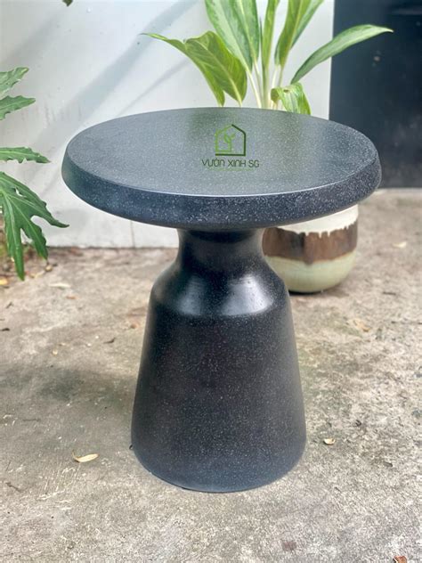 N Trang Tr H Nh N M L N