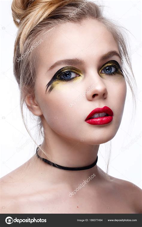 Black And Gold Makeup Mugeek Vidalondon