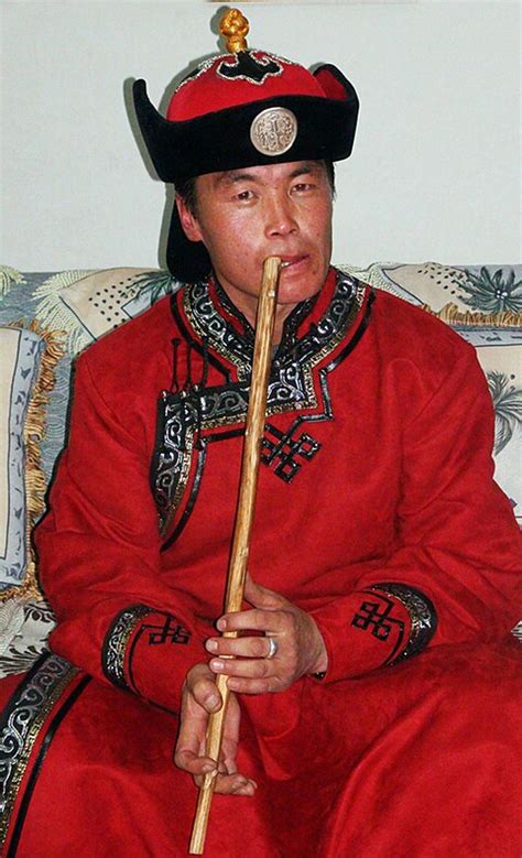 Tsuur Wikiwand
