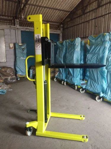 Manual Stacker 2 Ton Hydraulic Manual Stacker Manufacturer From Chennai