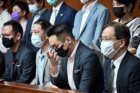 胡志偉：若北京dq議員 民主派會義無反顧總辭抗議 新冠疫情專頁