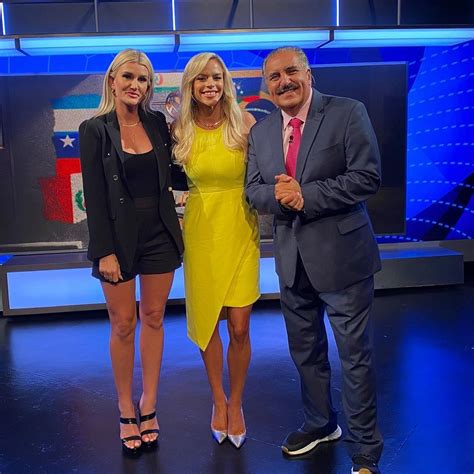 Kaylyn Kyle Feet 6 Pics Sexy Feets Celeb Feets