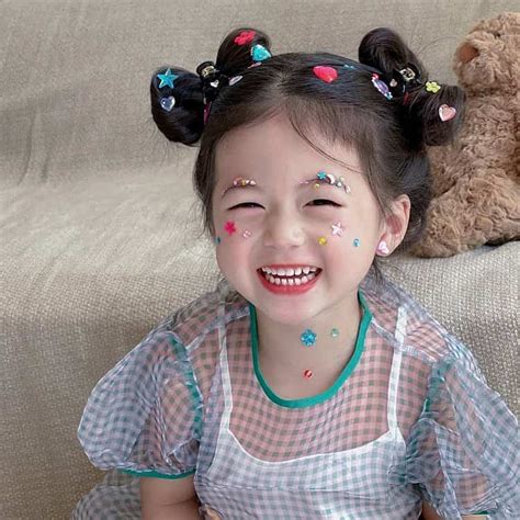 可爱萌萌哒小女孩真人照片女生头像 可爱又不幼稚的女头