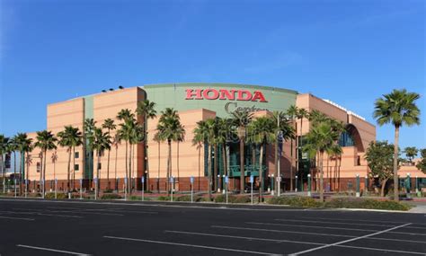 1 863 Honda Center Zdjęć Stockowych Bezpłatne I Z Licencją Royalty