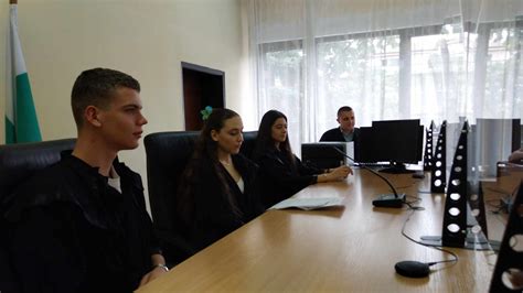 Ученици представиха симулация на съдебен процес ТВ ЗАПАД