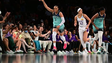 Dearica Hamby Stats Height Weight Position Draft Status And More Wnba