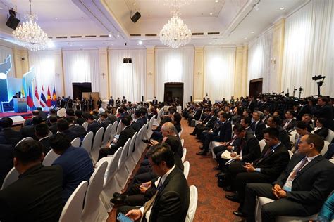 សម្ដេចធិបតី ហ៊ុន ម៉ាណែត៖ វិទ្យាសាស្ត្រ និងបច្ចេកវិទ្យា