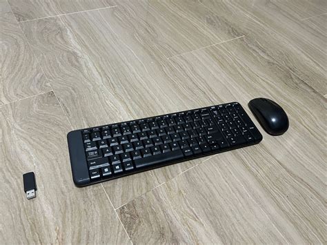 Logitech K220 Keyboard And Mouse Set Computers And Tech Parts And Accessories Computer Keyboard