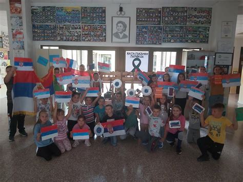 Дан српског јединства слободе и националне заставе Ju Osnovna škola Desanka Maksimović