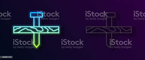 빛나는 네온 라인 금속 손톱과 검은 배경에 고립 나무 판자 아이콘 벡터 강철에 대한 스톡 벡터 아트 및 기타 이미지 강철 건설 산업 건축하기 Istock