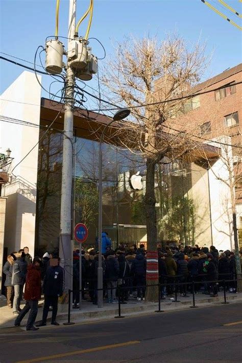 호갱님 우리 호갱님 지난 1월 27일 토요일 국내 첫 애플스토어 가오픈 했습니다 이날 영하