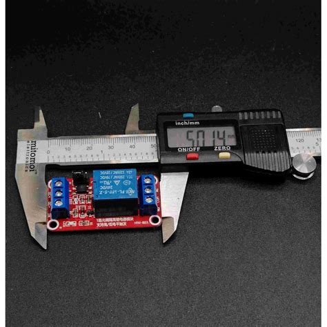 Modulo relè optoisolato canale V con trigger alto basso e contatto v A