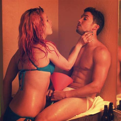 Spring Breakers กน เทยว เปรยว ปลน Spring Breakers กน เทยว เปรยว ปลน