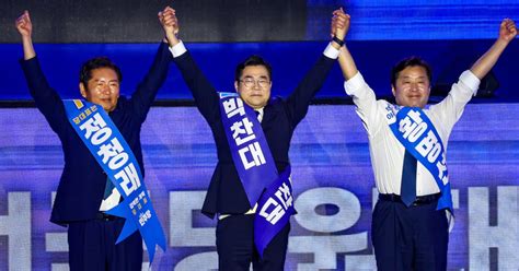 [포토] 집권 여당 더불어민주당의 새로운 당대표는 누구