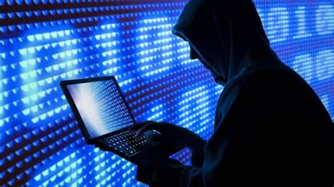 Hacking Vs Cracking What Is The Difference Dignited