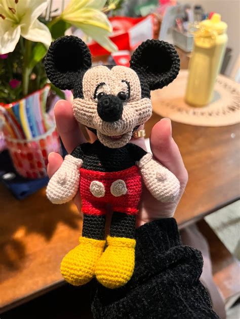 Mickey Mouse And His Slice Of 🍰 R Crochet