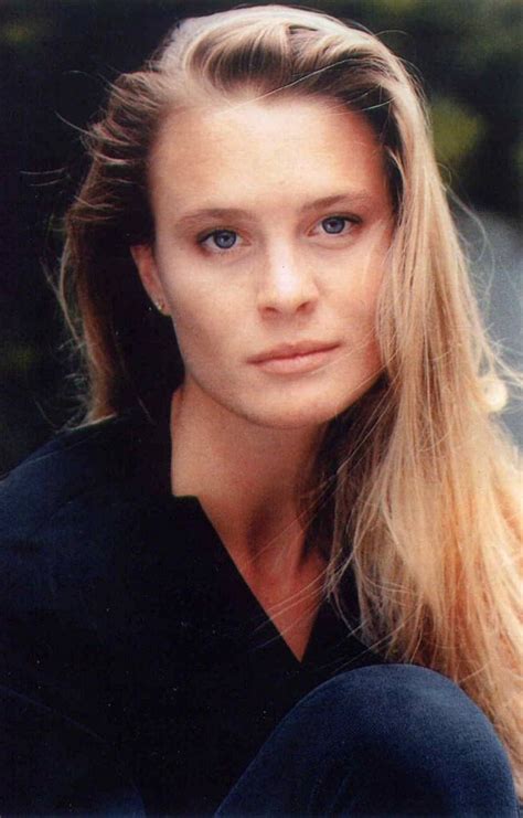Robin Wright Biography