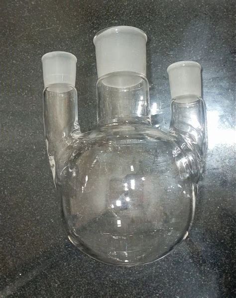 Rb Quartz Round Bottom Flask Three Neck Size 100ml To 1000ml At