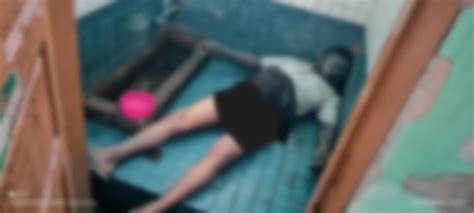 မန္တလေးမြို့ရှိ အများသုံးသန့်စင်ခန်းအတွင်း၌ ပုပ်ပွသေဆုံးနေသည့် အမ