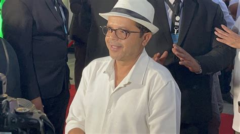 محمد هنيدي يعرض مسرحية رمضان سكول ميوزكال بالسعودية