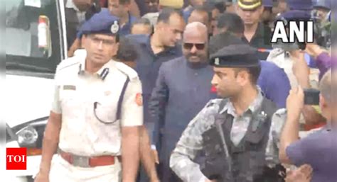 West Bengal Violence Governor Cv Ananda Bose Visits Rishra Promises
