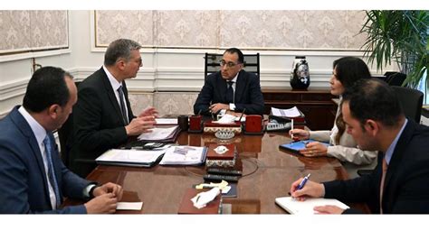 مدبولي يتابع مع وزير البترول عددًا من ملفات العمل مصراوى