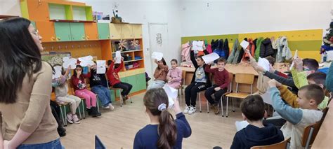 Продължава работата ни по покана на ръководството на СУ Емилиян Станев Велико Търново На 12