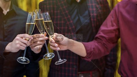 干杯cheers高清图片下载 正版图片500810065 摄图网