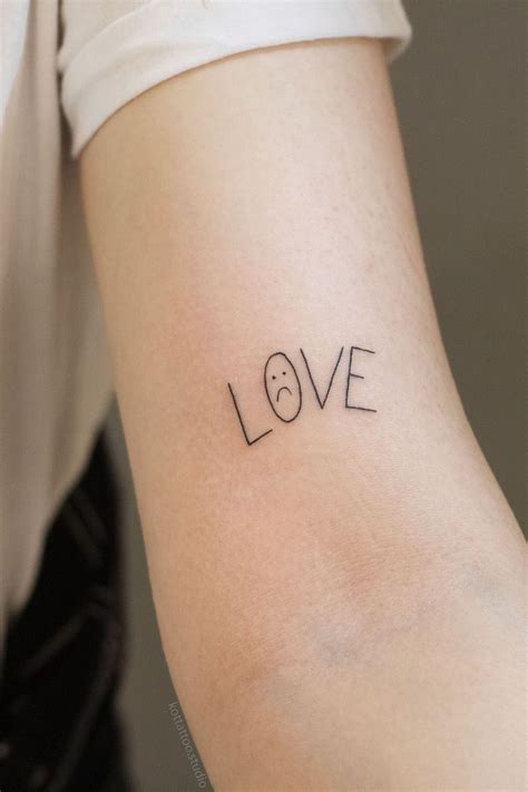 Тату надписи Мини тату надписи для девушек 100 татуировок и эскизов на нашем сайте заходи