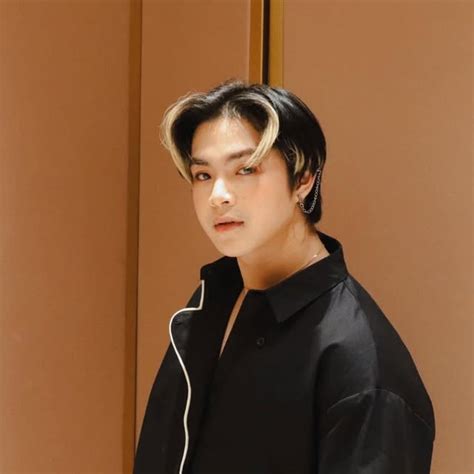 C13 C13vxon • Threads Say More