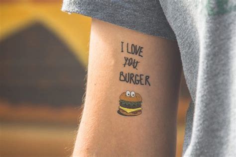 12 Ways To Show Your Love For Burgers On National Burger Day Tatuajes