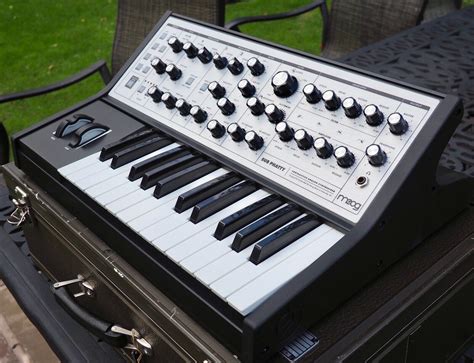 MATRIXSYNTH Moog Sub Phatty Analog Mono Synth With Road Case