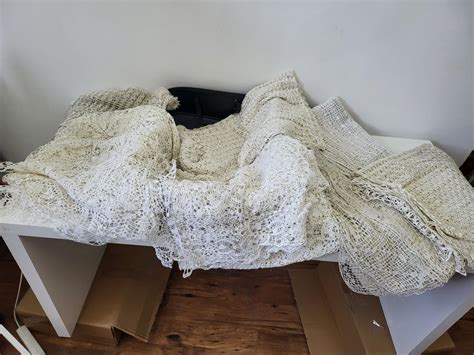 StarÉ PletenÉ HÁČkovanÉ A RuČnĚ VyŠÍvanÉ ZÁclony PlnÝ Kufr I S Ním Aukro