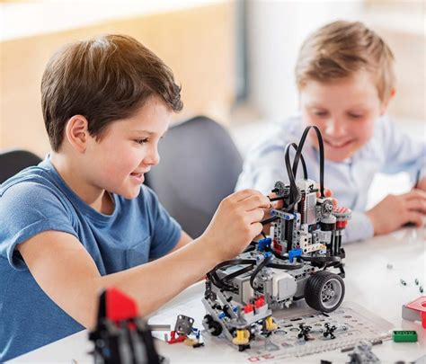 آموزش آنلاین رباتیک و کدنویسی مدرسه آنلاین فارکیدز