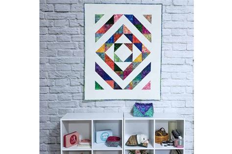 Create A Stunning Half Square Triangle Quilt Perfect First Project Crafts On Display
