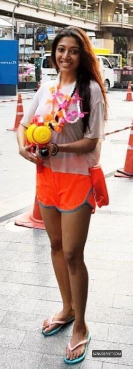 Paoli Dam Feet Aznudefeet