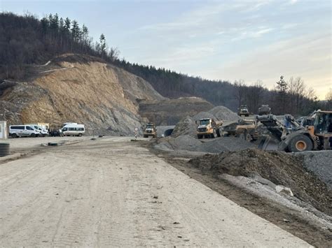 Николай Николов Калин Каменов и депутати от Враца инспектираха строежа на скоростия път между