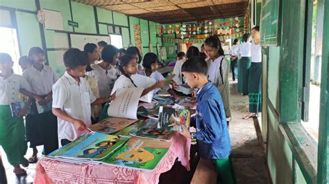 ခန္တီးမြို့၌ လူငယ်ရေးရာအသိပညာပေး ဟောပြောပွဲနှင့် စာအုပ်ပြပွဲပြုလုပ် Information And Public