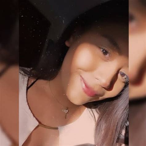 Daniela Cardenas Youtube