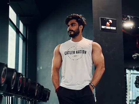 Nikhil Krishna Nikhilkrishna • Instagram Photos And Videos