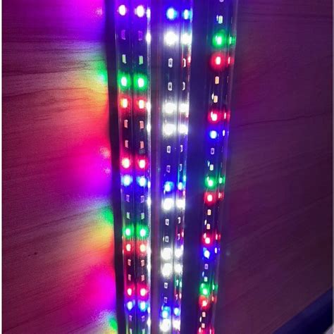 หลอดไฟตู้ปลา ไฟledสำหรับตู้ปลากันน้ำ มีแสงไฟ3แบบ ขนาด7นิ้ว 12นิ้ว 20นิ้ว แสงกระจายออกได้อีกหลาย