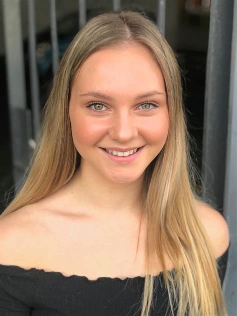 Emily Hill Ican Models Queenstown New Zealand