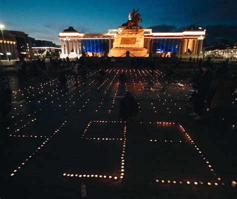 Цар тахлын улмаас нас барсан иргэдийг хүндэтгэн зул өргөв News Mn
