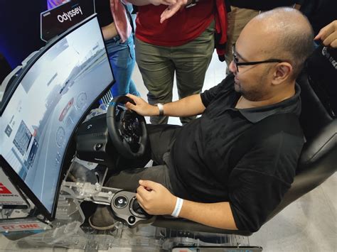 Toko Resmi Pertama Logitech Dibuka Di Kawasan Erajaya Digital Complex PIK 2