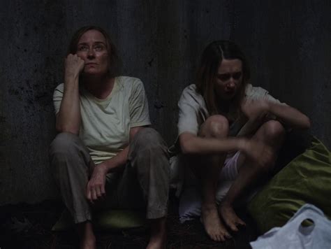 Taissa Farmigas Feet