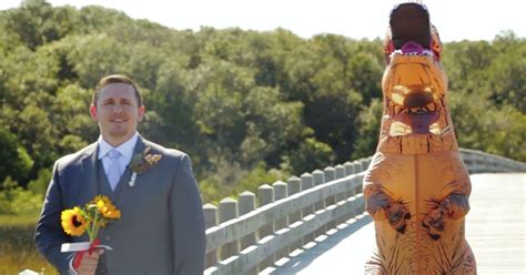 Bride Showed Up For Wedding Dressed As T Rex And The Groom Loved It
