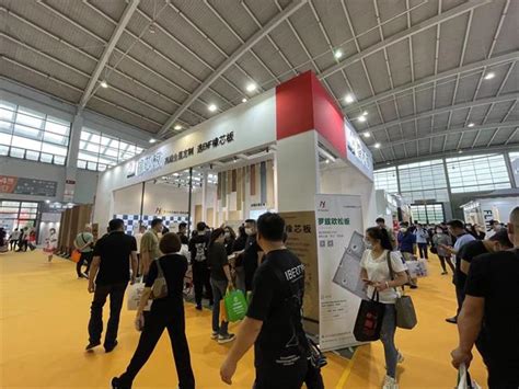 尼尔科达板材惊艳亮相沈阳家博会秋季展邀您共赏匠心珍品 品牌之家