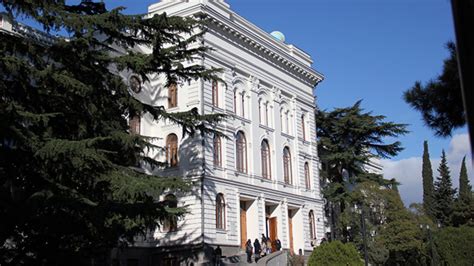 თსუ ს აკადემიური პერსონალის ნაწილი ემიჯნება ოცნების გადაწყვეტილებას